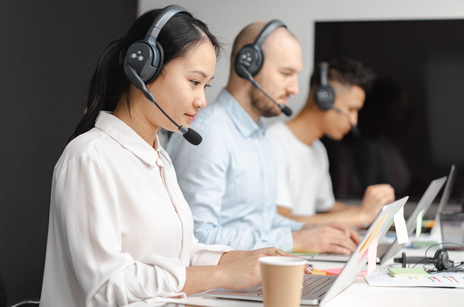 How Virtual Receptionists Boost Law Firm Client Satisfaction